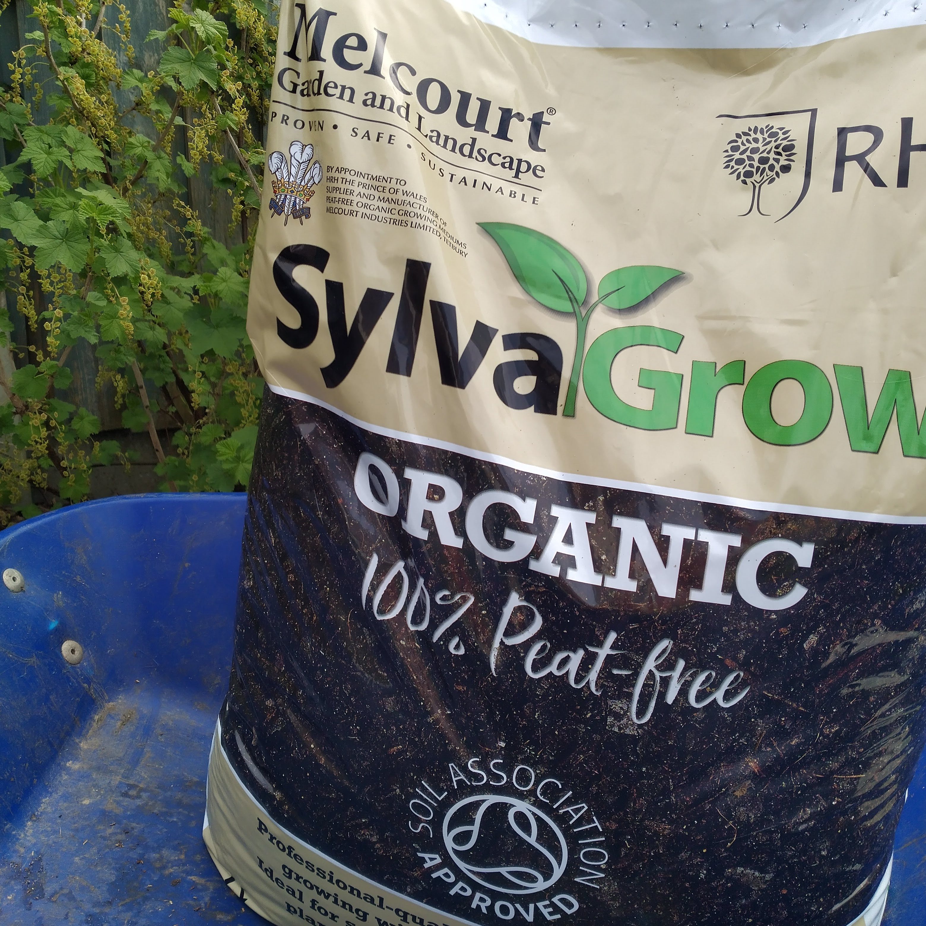 Peat free compost for sale in Belper, Derbyshire – Earthed Up!