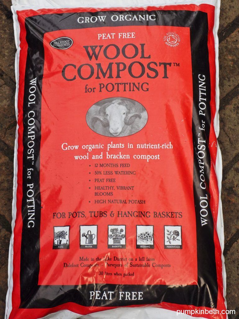 Peat free compost for sale in Belper, Derbyshire – Earthed Up!